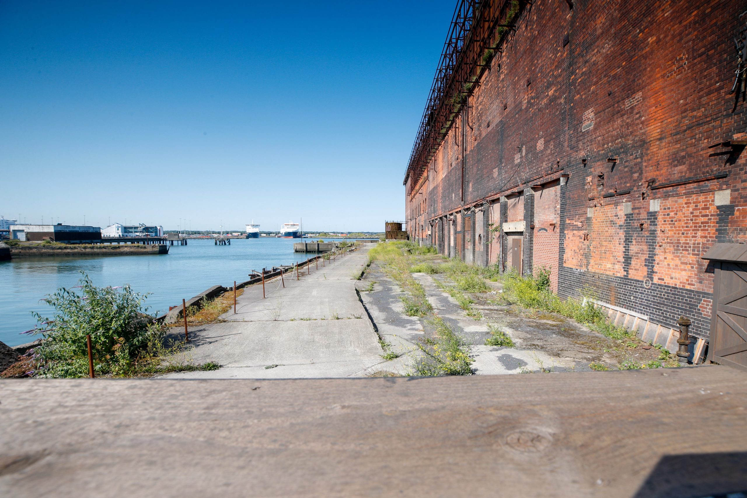 Poolbeg Quay (Cé Phoill Bhig) – Dublin City Film Office